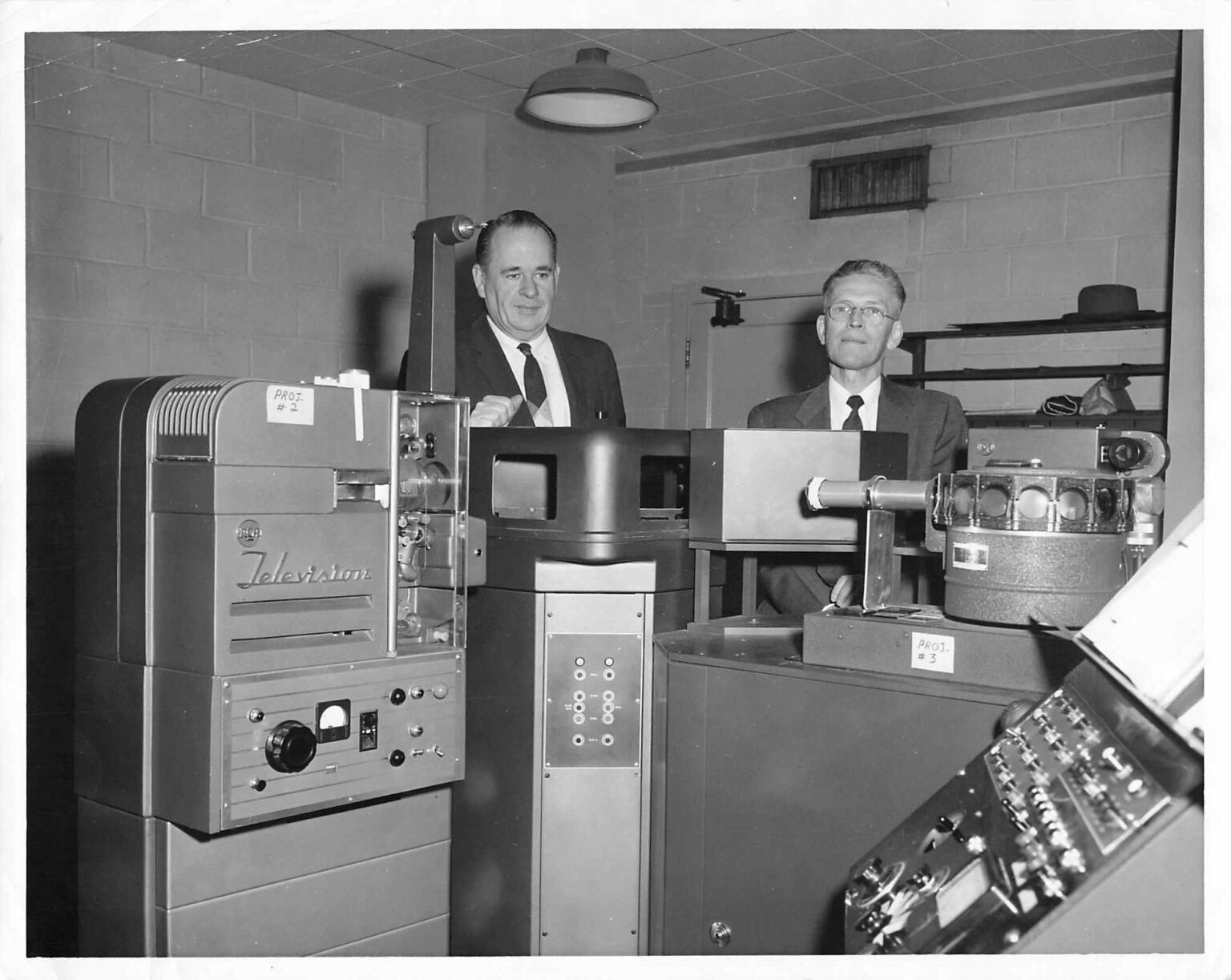 WOWT – TV – Nebraska Broadcasters Association Archive